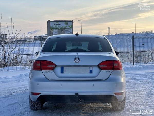 Volkswagen Jetta 2013 Tauragė, ar dzinēja tilpumu 1.60 L un nobraukumu 204 tūkst. km par 5700 €, foto 8 vietnē AUTOMOTO.COM.LV
