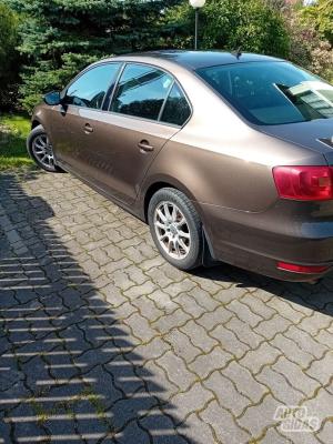 Volkswagen Jetta 2013 Viļņa, ar dzinēja tilpumu 1.20 L un nobraukumu 188 tūkst. km par 4300 €, foto 13 vietnē AUTOMOTO.COM.LV