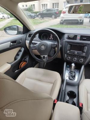 Volkswagen Jetta 2013 Kauņa, ar dzinēja tilpumu 1.40 L un nobraukumu 181 tūkst. km par 4100 €, foto 8 vietnē AUTOMOTO.COM.LV