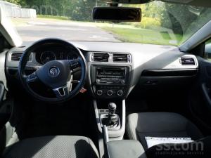 Volkswagen Jetta 2013 in Riga, with an engine capacity of 1.40 L and mileage of 166 thousand km for 4000 €, photo 6 on AUTOMOTO.COM.LV