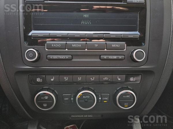 Volkswagen Jetta 2013 in Riga, with an engine capacity of 1.40 L and mileage of 166 thousand km for 4000 €, photo 9 on AUTOMOTO.COM.LV