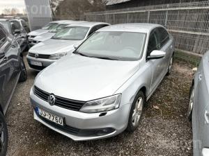 Volkswagen Jetta 2013 Rīga, ar dzinēja tilpumu 1.60 L un nobraukumu 286 tūkst. km par 3300 €, foto  vietnē AUTOMOTO.COM.LV