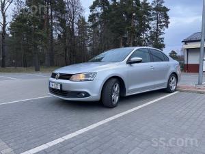 Volkswagen Jetta 2014 Rīga, ar dzinēja tilpumu 1.60 L un nobraukumu 335 tūkst. km par 4230 €, foto 1 vietnē AUTOMOTO.COM.LV