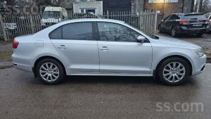 Volkswagen Jetta 2014 Rīga, ar dzinēja tilpumu 1.40 L un nobraukumu 145 tūkst. km par 4600 €, foto 2 vietnē AUTOMOTO.COM.LV
