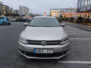Volkswagen Jetta 2014 in Vilnius, with an engine capacity of 1.60 L and mileage of 158 thousand km for 3550 €, photo  on AUTOMOTO.COM.LV