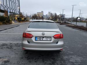Volkswagen Jetta 2014 in Vilnius, with an engine capacity of 1.60 L and mileage of 158 thousand km for 3550 €, photo 5 on AUTOMOTO.COM.LV