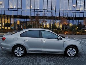 Volkswagen Jetta 2014 in Vilnius, with an engine capacity of 1.60 L and mileage of 158 thousand km for 3590 €, photo 4 on AUTOMOTO.COM.LV