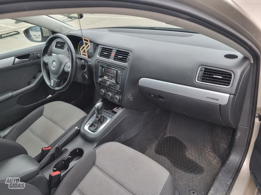 Volkswagen Jetta 2014 Kauņa, ar dzinēja tilpumu 1.40 L un nobraukumu 330 tūkst. km par 4950 €, foto 9 vietnē AUTOMOTO.COM.LV