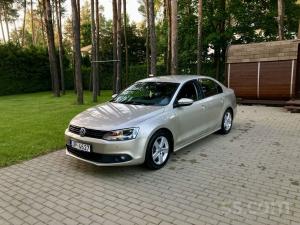 Volkswagen Jetta 2014 Rīga, ar dzinēja tilpumu 1.40 L un nobraukumu 110 tūkst. km par 4990 €, foto  vietnē AUTOMOTO.COM.LV