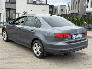 Volkswagen Jetta 2014 in Vilnius, with an engine capacity of 2.00 L and mileage of 380 thousand km for 2500 €, photo 9 on AUTOMOTO.COM.LV