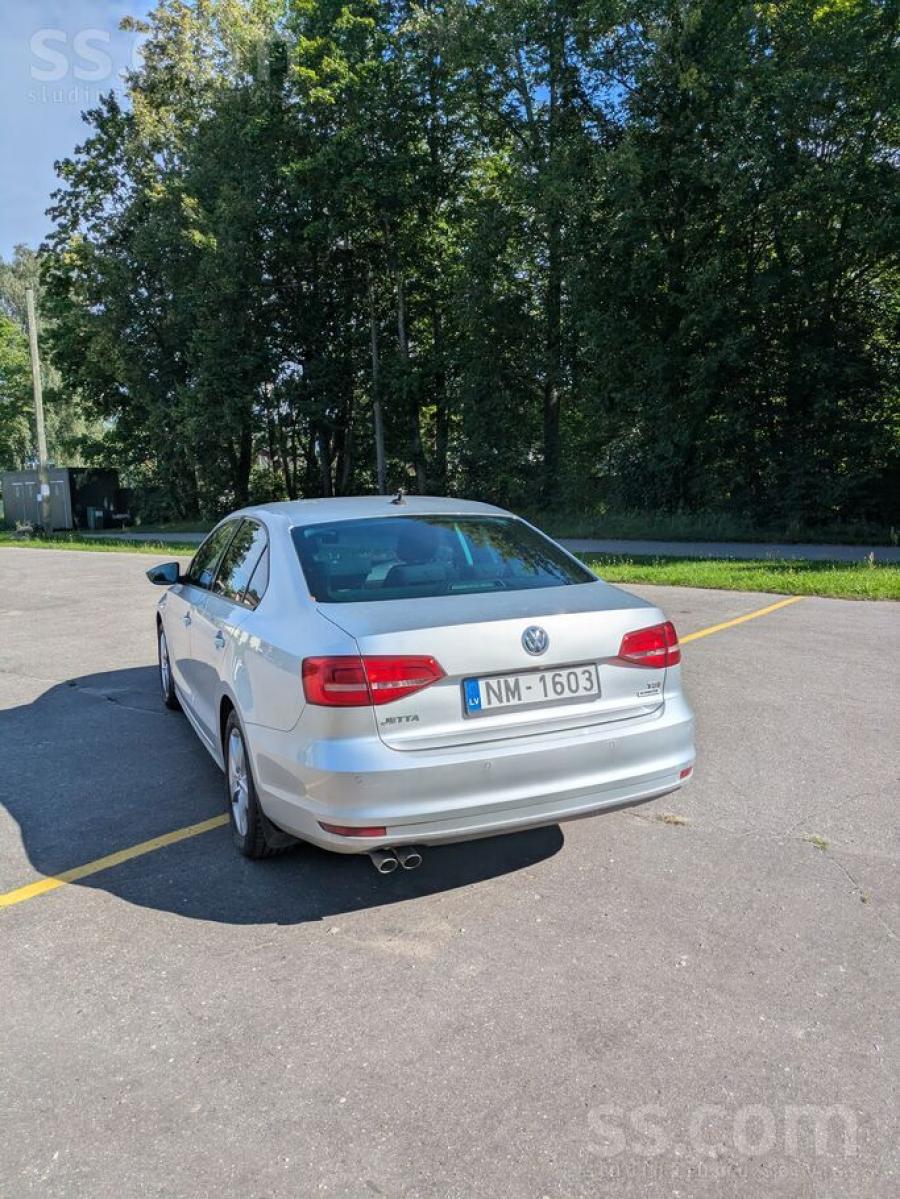 Volkswagen Jetta 2015 in Riga, with an engine capacity of 1.40 L and mileage of 98 thousand km for 5800 €, photo 2 on AUTOMOTO.COM.LV
