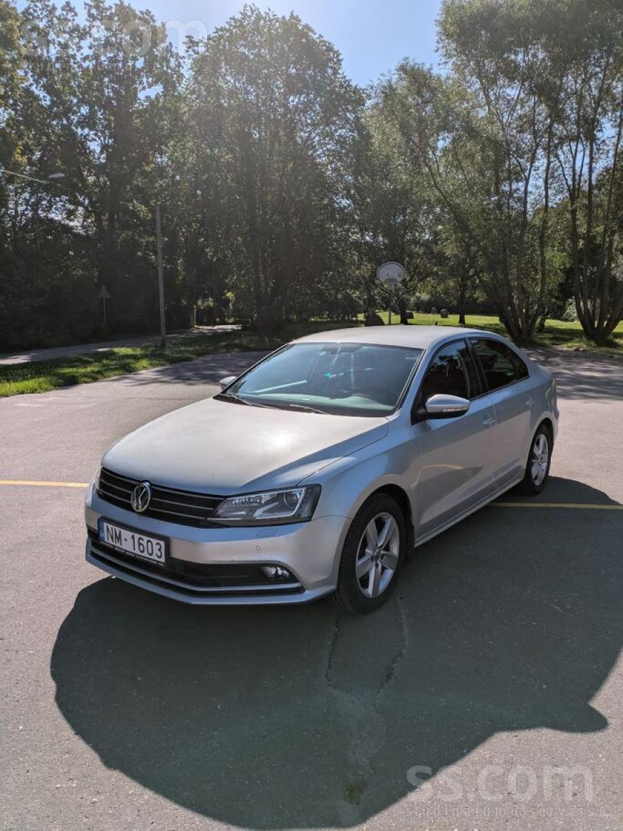 Volkswagen Jetta 2015 in Riga, with an engine capacity of 1.40 L and mileage of 98 thousand km for 5800 €, photo 3 on AUTOMOTO.COM.LV