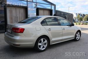 Volkswagen Jetta 2015 Rīga, ar dzinēja tilpumu 1.40 L un nobraukumu 159 tūkst. km par 6300 €, foto 4 vietnē AUTOMOTO.COM.LV