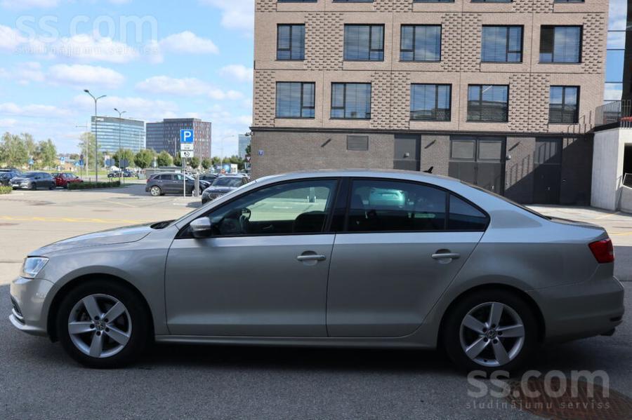 Volkswagen Jetta 2015 Rīga, ar dzinēja tilpumu 1.40 L un nobraukumu 159 tūkst. km par 6300 €, foto 8 vietnē AUTOMOTO.COM.LV
