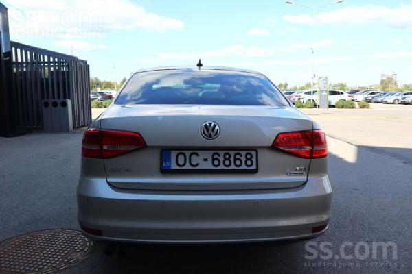 Volkswagen Jetta 2015 Rīga, ar dzinēja tilpumu 1.40 L un nobraukumu 159 tūkst. km par 6300 €, foto 10 vietnē AUTOMOTO.COM.LV