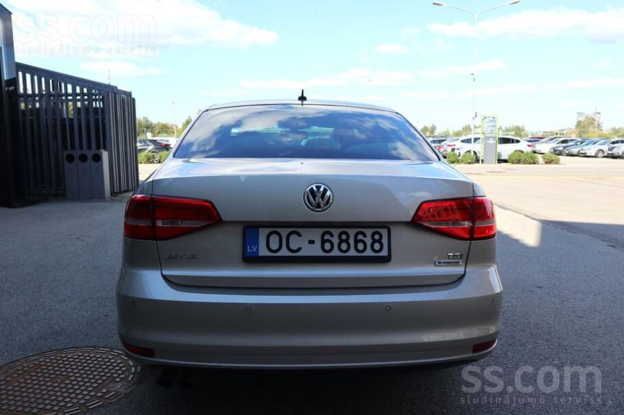 Volkswagen Jetta 2015 Rīga, ar dzinēja tilpumu 1.40 L un nobraukumu 159 tūkst. km par 6300 €, foto 10 vietnē AUTOMOTO.COM.LV
