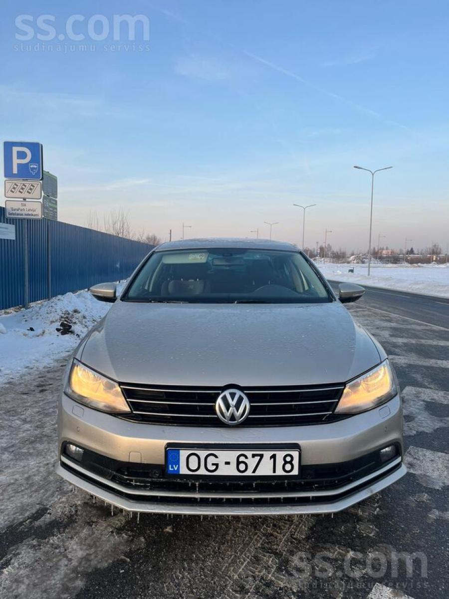 Volkswagen Jetta 2015 Rīga, ar dzinēja tilpumu 1.40 L un nobraukumu 159 tūkst. km par 6300 €, foto 21 vietnē AUTOMOTO.COM.LV