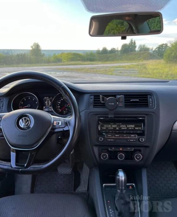 Volkswagen Jetta 2015 Tallina, ar dzinēja tilpumu 1.40 L un nobraukumu 251 tūkst. km par 3400 €, foto 1 vietnē AUTOMOTO.COM.LV