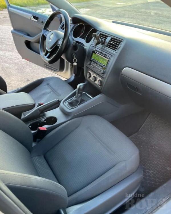 Volkswagen Jetta 2015 Tallina, ar dzinēja tilpumu 1.40 L un nobraukumu 251 tūkst. km par 3400 €, foto 3 vietnē AUTOMOTO.COM.LV