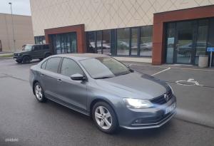 Volkswagen Jetta 2015 Tallina, ar dzinēja tilpumu 1.20 L un nobraukumu 177 tūkst. km par 5700 €, foto 14 vietnē AUTOMOTO.COM.LV