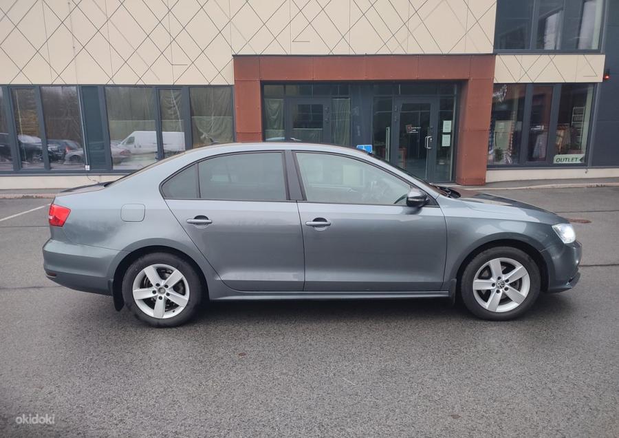 Volkswagen Jetta 2015 Tallina, ar dzinēja tilpumu 1.20 L un nobraukumu 177 tūkst. km par 5700 €, foto 18 vietnē AUTOMOTO.COM.LV