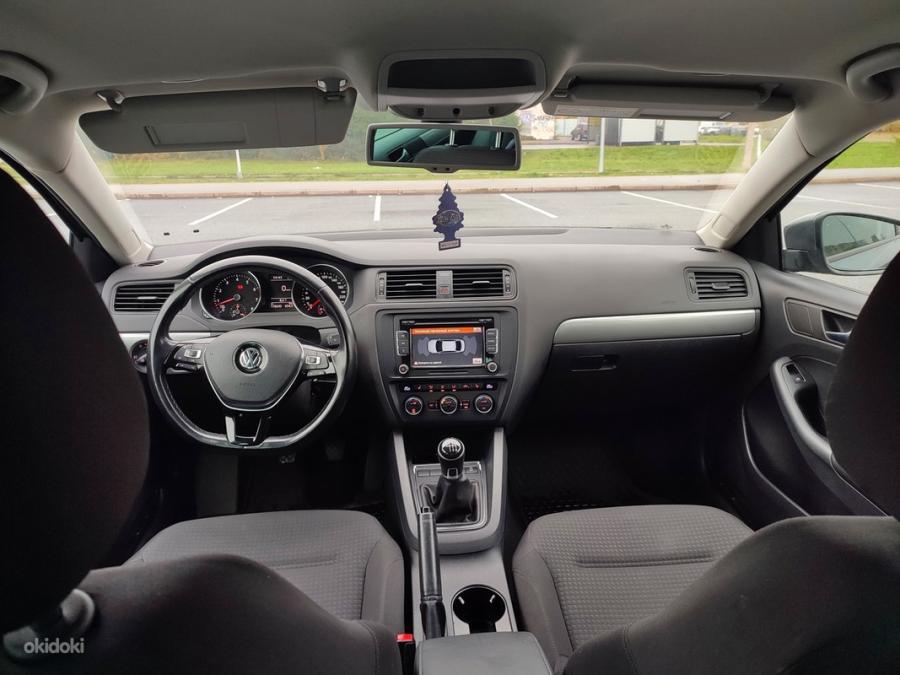 Volkswagen Jetta 2015 Tallina, ar dzinēja tilpumu 1.20 L un nobraukumu 177 tūkst. km par 5700 €, foto 21 vietnē AUTOMOTO.COM.LV
