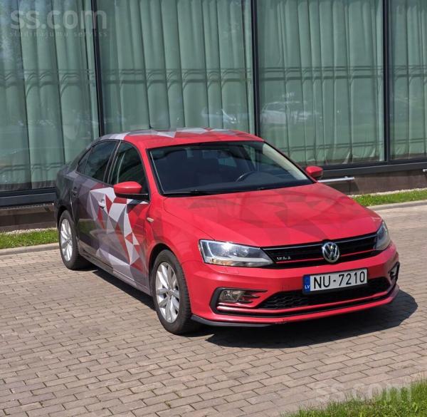 Volkswagen Jetta 2015 Balvi, ar dzinēja tilpumu 2.00 L un nobraukumu 344 tūkst. km par 3490 €, foto 1 vietnē AUTOMOTO.COM.LV