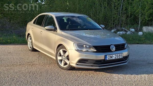 Volkswagen Jetta 2016 in Bauska, with an engine capacity of 2.00 L and mileage of 380 thousand km for 5700 €, photo 1 on AUTOMOTO.COM.LV