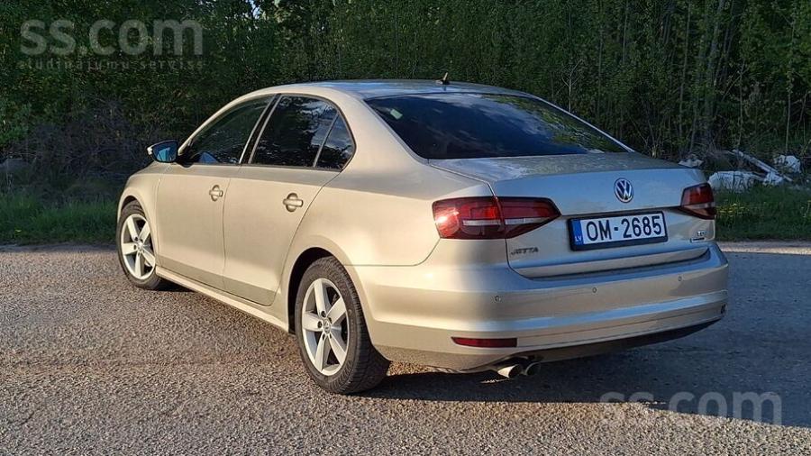 Volkswagen Jetta 2016 in Bauska, with an engine capacity of 2.00 L and mileage of 380 thousand km for 5700 €, photo 4 on AUTOMOTO.COM.LV
