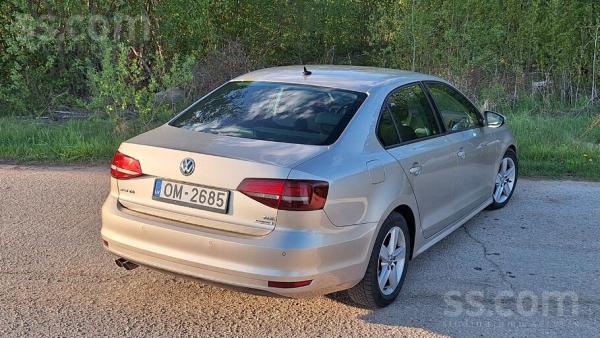 Volkswagen Jetta 2016 in Bauska, with an engine capacity of 2.00 L and mileage of 380 thousand km for 5700 €, photo 9 on AUTOMOTO.COM.LV