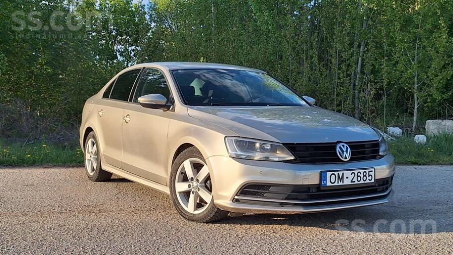 Volkswagen Jetta 2016 in Bauska, with an engine capacity of 2.00 L and mileage of 380 thousand km for 5700 €, photo 13 on AUTOMOTO.COM.LV