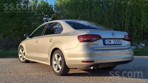 Volkswagen Jetta 2016 in Bauska, with an engine capacity of 2.00 L and mileage of 380 thousand km for 5700 €, photo 15 on AUTOMOTO.COM.LV