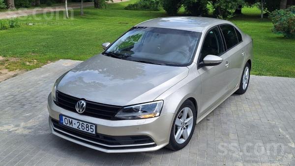 Volkswagen Jetta 2016 in Bauska, with an engine capacity of 2.00 L and mileage of 380 thousand km for 5400 €, photo 6 on AUTOMOTO.COM.LV