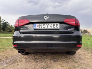 Volkswagen Jetta 2016 in Kaunas, with an engine capacity of 2.00 L and mileage of 364 thousand km for 4949 €, photo 6 on AUTOMOTO.COM.LV