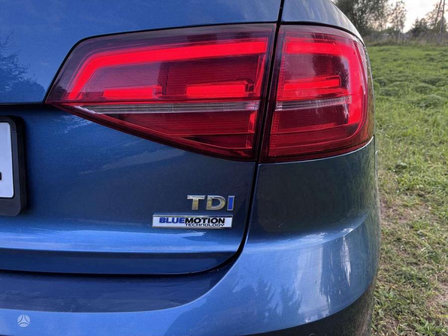 Volkswagen Jetta 2016 in Kaunas, with an engine capacity of 1.97 L and mileage of 279 thousand km for 4995 €, photo 11 on AUTOMOTO.COM.LV