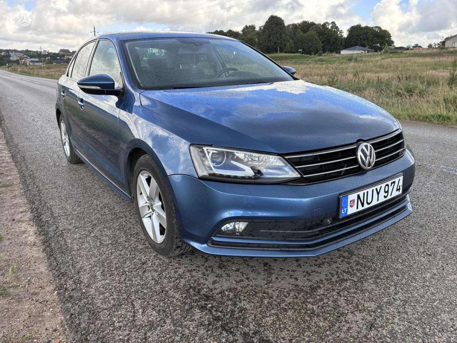 Volkswagen Jetta 2016 in Kaunas, with an engine capacity of 1.97 L and mileage of 279 thousand km for 4995 €, photo 14 on AUTOMOTO.COM.LV