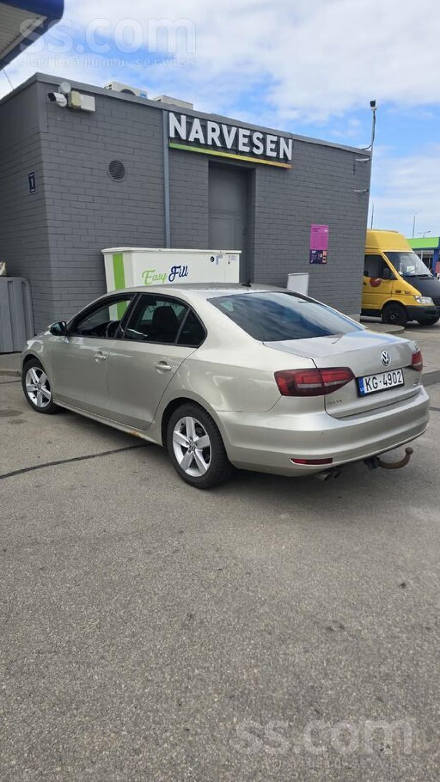 Volkswagen Jetta 2016 Rīga, ar dzinēja tilpumu 2.00 L un nobraukumu 230 tūkst. km par 3500 €, foto 3 vietnē AUTOMOTO.COM.LV