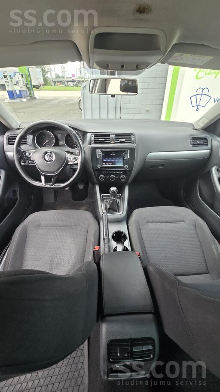 Volkswagen Jetta 2016 Rīga, ar dzinēja tilpumu 2.00 L un nobraukumu 230 tūkst. km par 3500 €, foto 8 vietnē AUTOMOTO.COM.LV