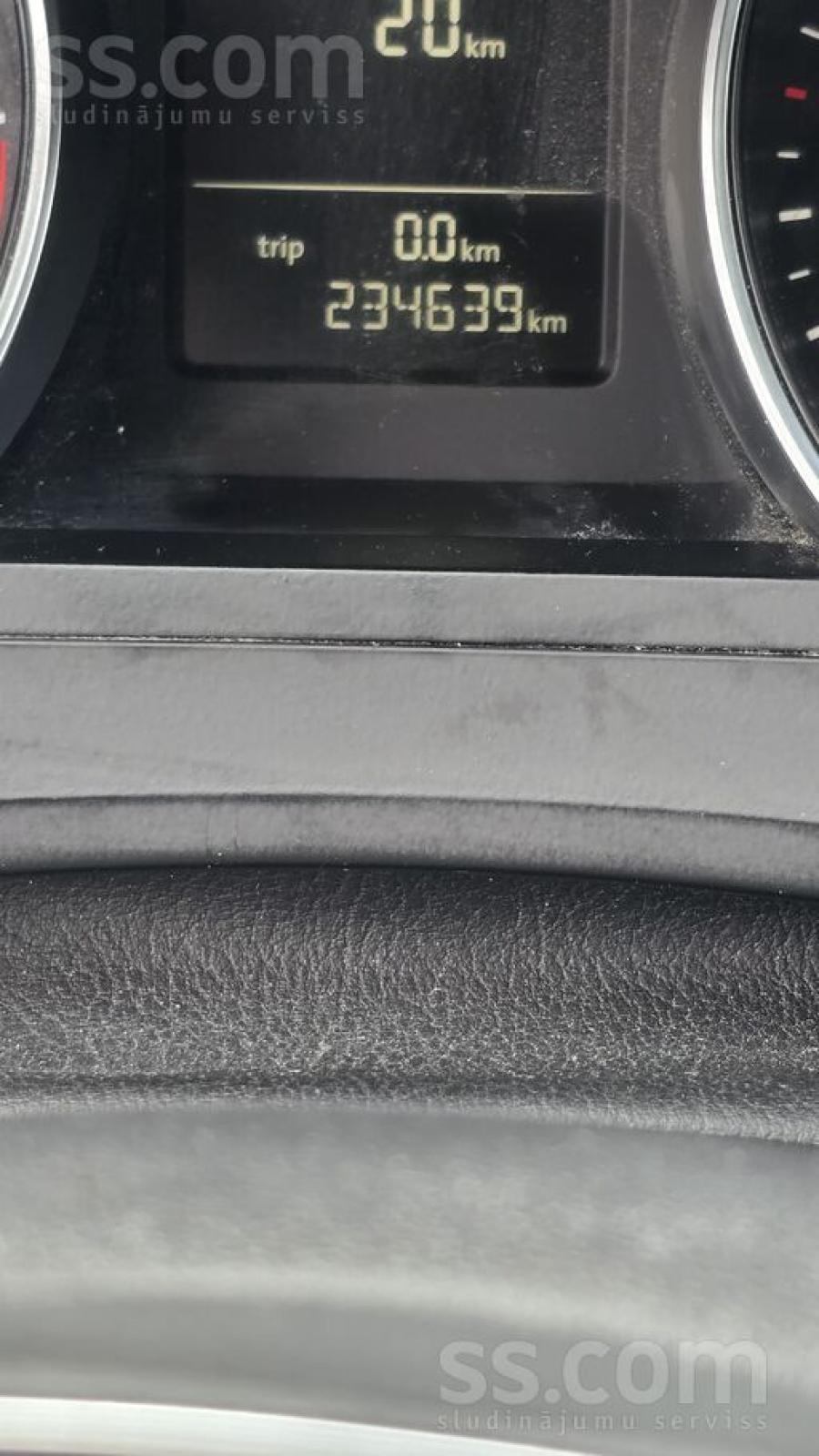Volkswagen Jetta 2016 Rīga, ar dzinēja tilpumu 2.00 L un nobraukumu 230 tūkst. km par 3500 €, foto 10 vietnē AUTOMOTO.COM.LV