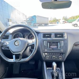 Volkswagen Jetta 2018 Rīga, ar dzinēja tilpumu 2.00 L un nobraukumu 190 tūkst. km par 7950 €, foto 8 vietnē AUTOMOTO.COM.LV
