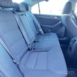Volkswagen Jetta 2018 Rīga, ar dzinēja tilpumu 2.00 L un nobraukumu 190 tūkst. km par 7950 €, foto 12 vietnē AUTOMOTO.COM.LV