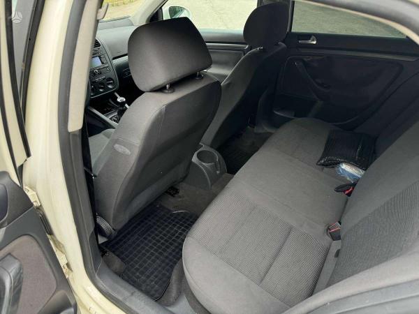 Balts Volkswagen Jetta 2007 Viļņa, ar dzinēja tilpumu 1.90 L un nobraukumu 400 tūkst. km par 699 €, foto 10 vietnē AUTOMOTO.COM.LV