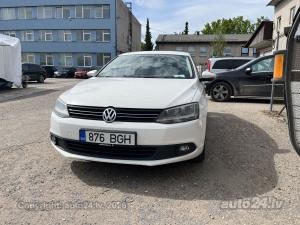 Balts Volkswagen Jetta 2012 Tartu, ar dzinēja tilpumu 1.40 L un nobraukumu 290 tūkst. km par 3500 €, foto 3 vietnē AUTOMOTO.COM.LV