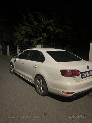 Balts Volkswagen Jetta 2012 Tartu, ar dzinēja tilpumu 1.40 L un nobraukumu 290 tūkst. km par 3500 €, foto 11 vietnē AUTOMOTO.COM.LV