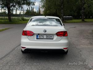 Balts Volkswagen Jetta 2012 Tartu, ar dzinēja tilpumu 1.40 L un nobraukumu 288 tūkst. km par 3600 €, foto 8 vietnē AUTOMOTO.COM.LV