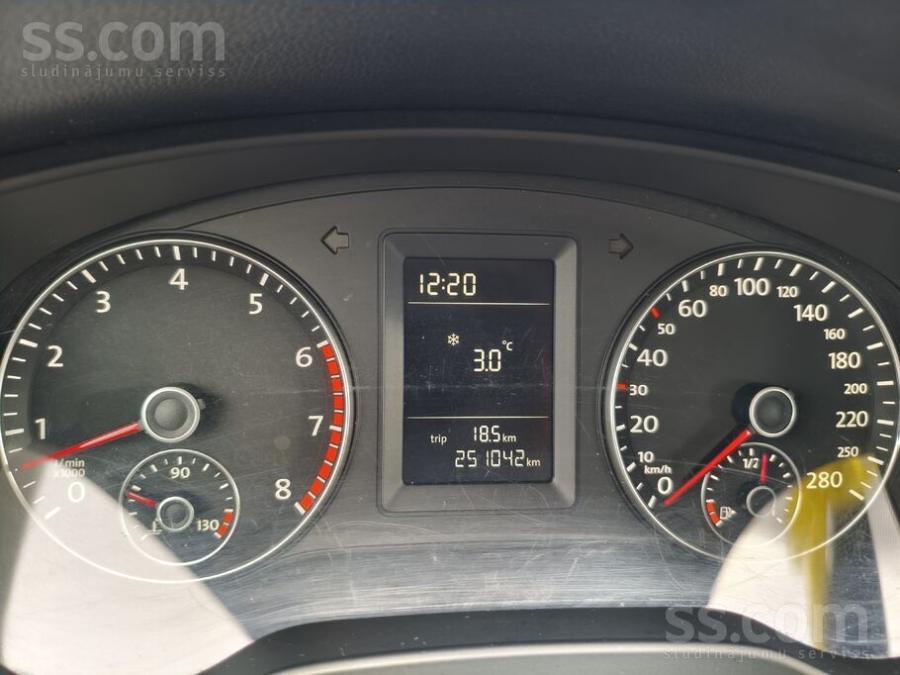 Balts Volkswagen Jetta 2012 Rīga, ar dzinēja tilpumu 1.20 L un nobraukumu 251 tūkst. km par 3500 €, foto 10 vietnē AUTOMOTO.COM.LV