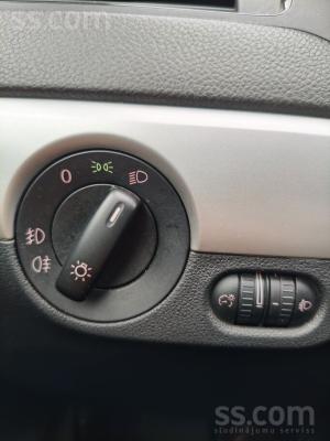 Balts Volkswagen Jetta 2012 Rīga, ar dzinēja tilpumu 1.20 L un nobraukumu 251 tūkst. km par 3500 €, foto 11 vietnē AUTOMOTO.COM.LV