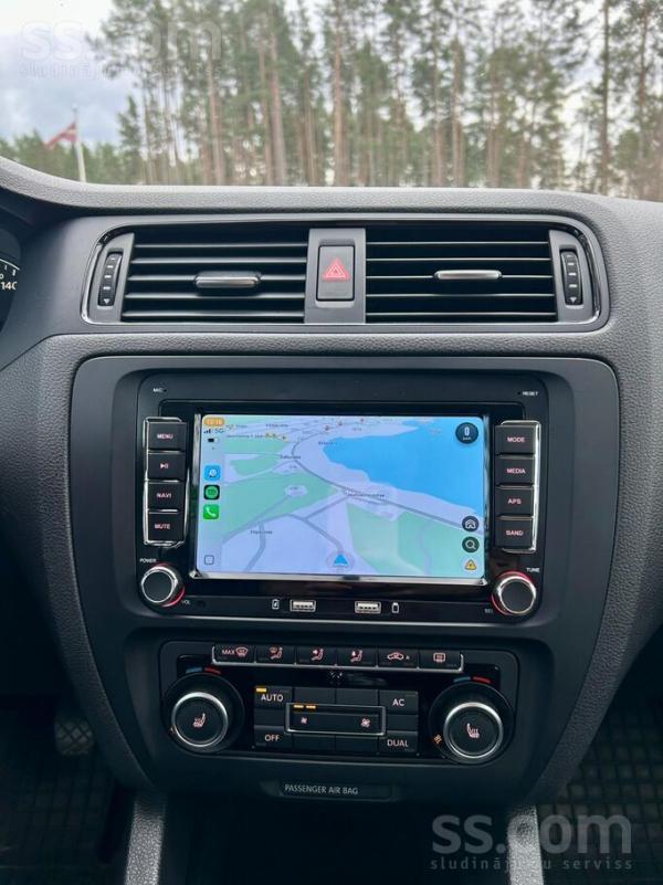 Balts Volkswagen Jetta 2012 Rīga, ar dzinēja tilpumu 1.20 L un nobraukumu 180 tūkst. km par 4800 €, foto 9 vietnē AUTOMOTO.COM.LV