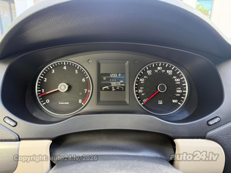 Balts Volkswagen Jetta 2013 Tallina, ar dzinēja tilpumu 0.00 L un nobraukumu 99 tūkst. km par 3900 €, foto 17 vietnē AUTOMOTO.COM.LV