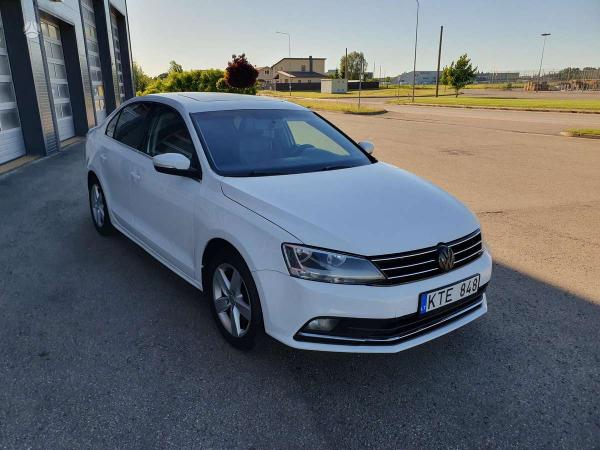 Balts Volkswagen Jetta 2015 Panevēža, ar dzinēja tilpumu 1.97 L un nobraukumu 272 tūkst. km par 6250 €, foto 2 vietnē AUTOMOTO.COM.LV